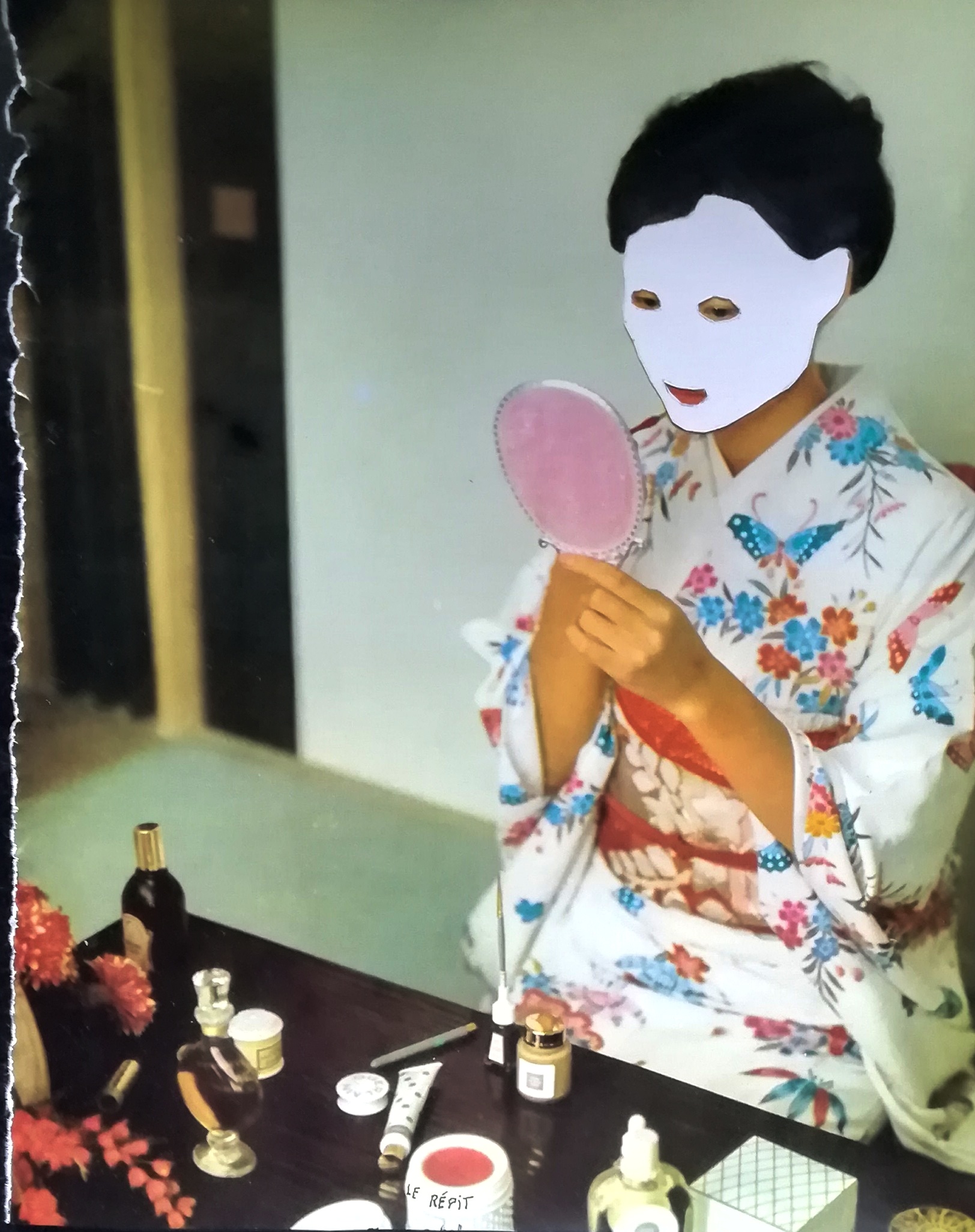 ERASED HEAD | MyOwnDocumenta